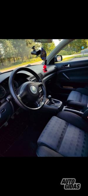 Volkswagen Passat 2003 Tauragė, ar dzinēja tilpumu 1.60 L un nobraukumu 384 tūkst. km par 1000 €, foto 4 vietnē AUTOMOTO.COM.LV