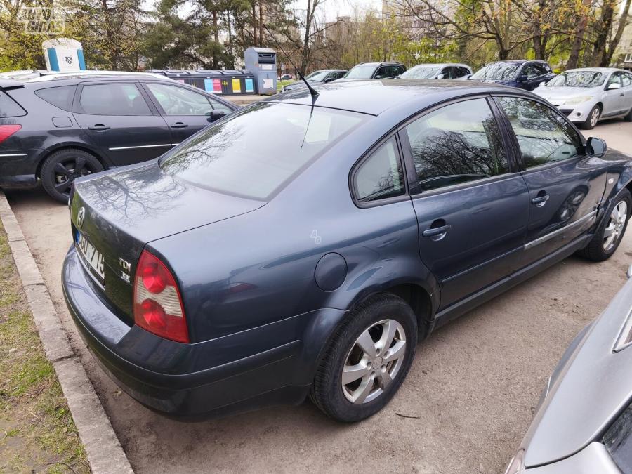 Volkswagen Passat 2003 Kauņa, ar dzinēja tilpumu 1.90 L un nobraukumu 255 tūkst. km par 500 €, foto 9 vietnē AUTOMOTO.COM.LV