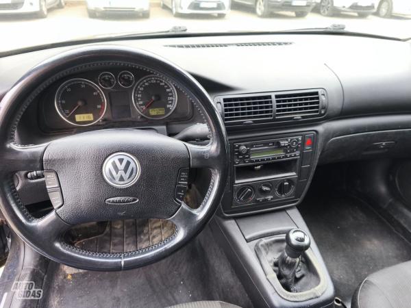 Volkswagen Passat 2003 Kauņa, ar dzinēja tilpumu 1.90 L un nobraukumu 255 tūkst. km par 500 €, foto 10 vietnē AUTOMOTO.COM.LV