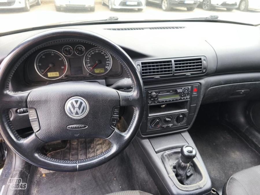 Volkswagen Passat 2003 Kauņa, ar dzinēja tilpumu 1.90 L un nobraukumu 255 tūkst. km par 500 €, foto 11 vietnē AUTOMOTO.COM.LV