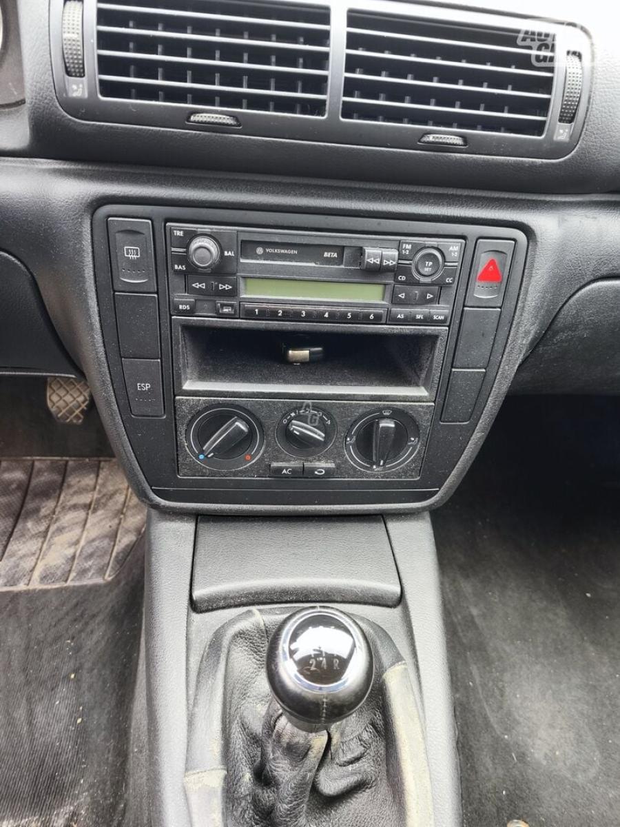Volkswagen Passat 2003 Kauņa, ar dzinēja tilpumu 1.90 L un nobraukumu 255 tūkst. km par 500 €, foto 14 vietnē AUTOMOTO.COM.LV
