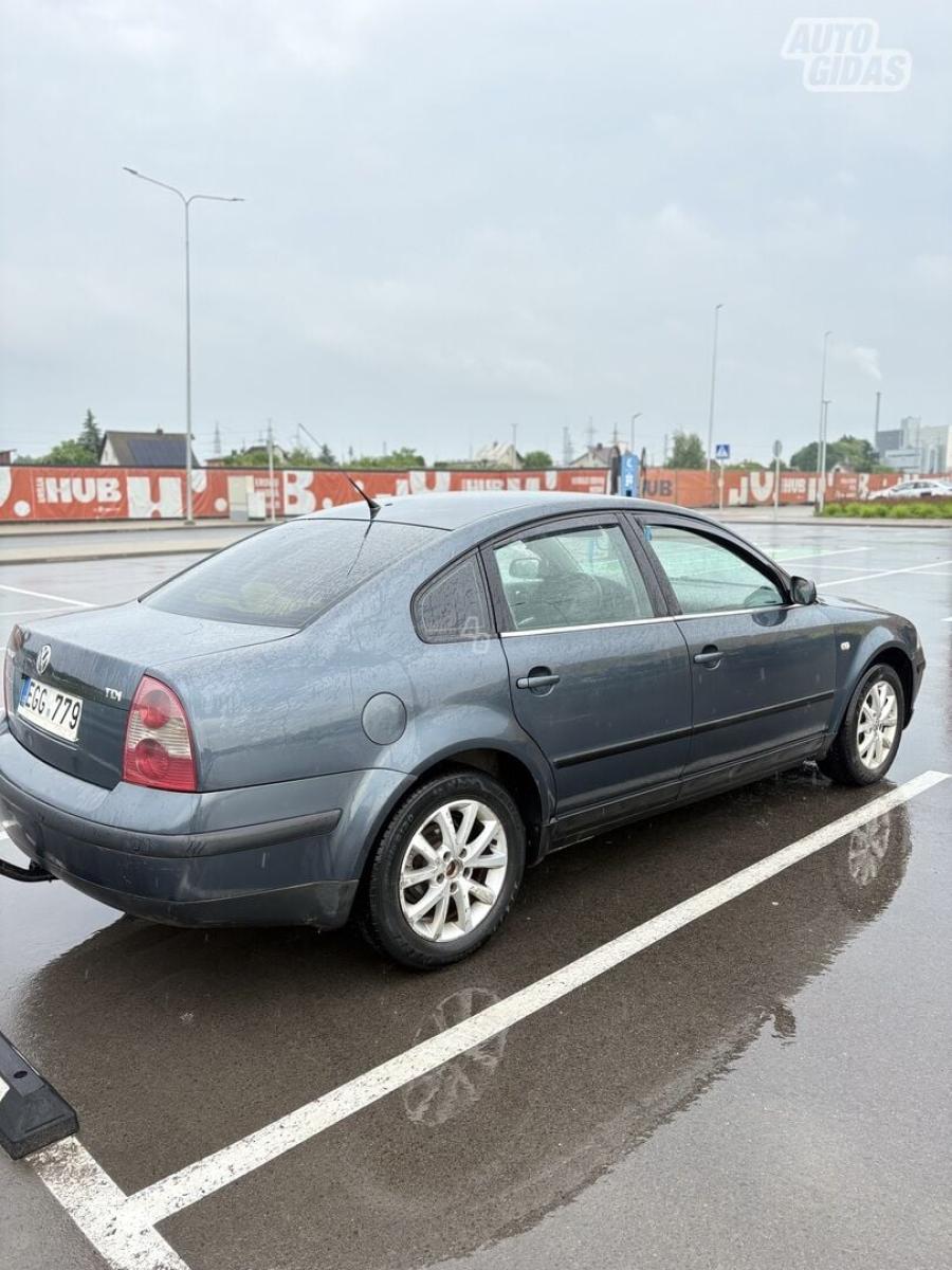 Volkswagen Passat 2003 Kauņa, ar dzinēja tilpumu 1.90 L un nobraukumu 300 tūkst. km par 750 €, foto 4 vietnē AUTOMOTO.COM.LV