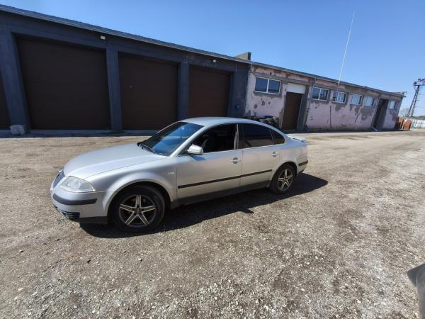 Volkswagen Passat 2003 Kohtla-Jerve, ar dzinēja tilpumu 1.90 L un nobraukumu 316 tūkst. km par 1499 €, foto 9 vietnē AUTOMOTO.COM.LV