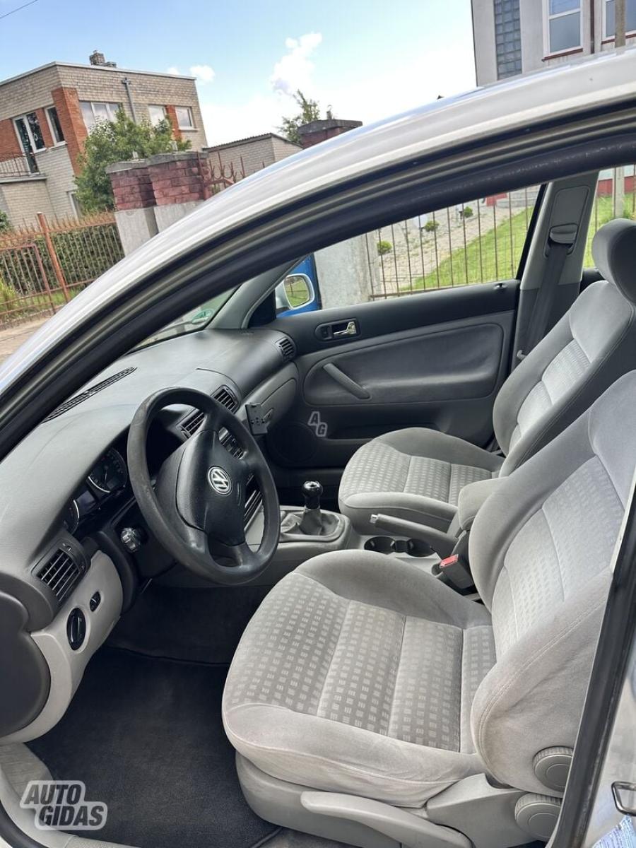 Volkswagen Passat 2003 Varėna, ar dzinēja tilpumu 1.60 L un nobraukumu 349 tūkst. km par 1400 €, foto 9 vietnē AUTOMOTO.COM.LV