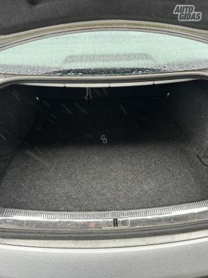 Volkswagen Passat 2003 Varėna, ar dzinēja tilpumu 1.60 L un nobraukumu 349 tūkst. km par 1400 €, foto 14 vietnē AUTOMOTO.COM.LV