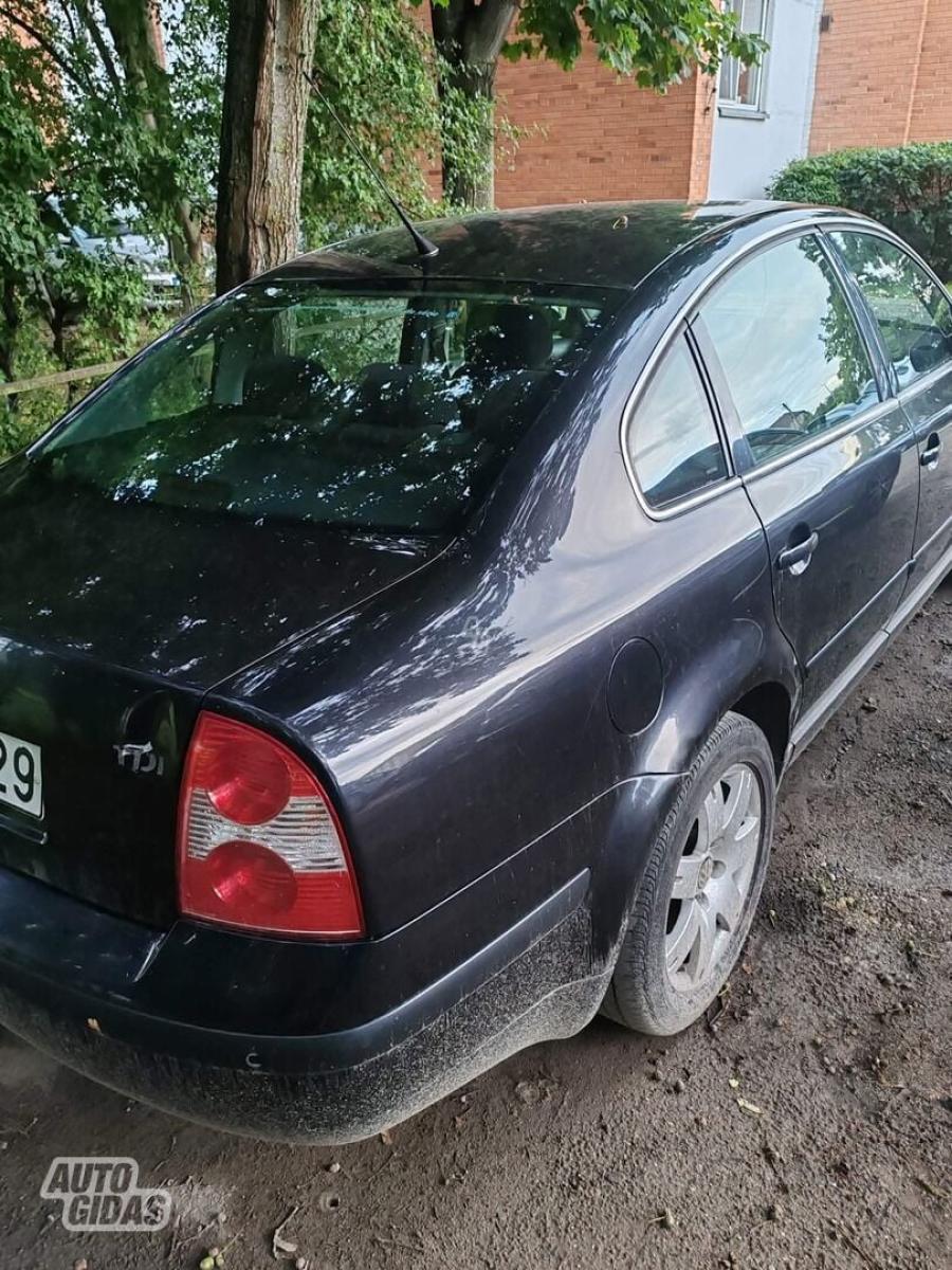 Фольксваген Пассат 2003 в Каунас, объемом двигателя 1.90 л и пробегом 250 тыс. км за 1500 €, фото 4 на AUTOMOTO.COM.LV