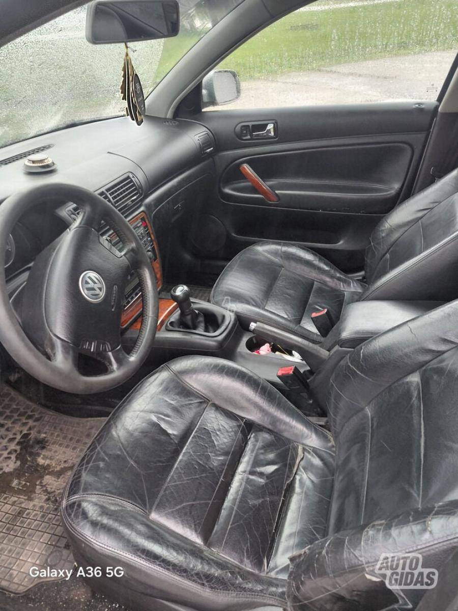 Volkswagen Passat 2003 Jonava, ar dzinēja tilpumu 1.90 L un nobraukumu 381 tūkst. km par 1450 €, foto 6 vietnē AUTOMOTO.COM.LV