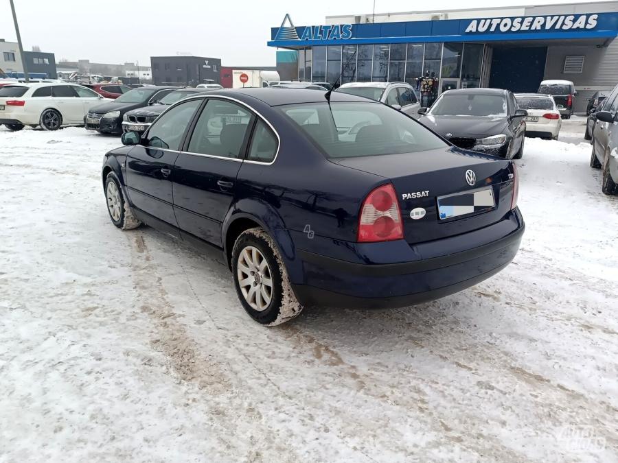 Volkswagen Passat 2004 Šauļi, ar dzinēja tilpumu 1.90 L un nobraukumu 320 tūkst. km par 1700 €, foto 3 vietnē AUTOMOTO.COM.LV
