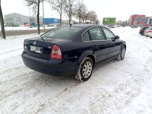 Volkswagen Passat 2004 Šauļi, ar dzinēja tilpumu 1.90 L un nobraukumu 320 tūkst. km par 1700 €, foto 5 vietnē AUTOMOTO.COM.LV