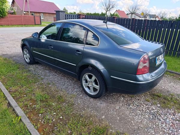 Volkswagen Passat 2004 in Marijampole, with an engine capacity of 1.90 L and mileage of 366 thousand km for 950 €, photo 6 on AUTOMOTO.COM.LV