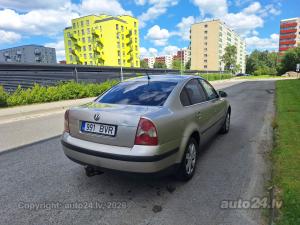 Фольксваген Пассат 2004 в Таллин, объемом двигателя 1.90 л и пробегом 370 тыс. км за 999 €, фото 5 на AUTOMOTO.COM.LV