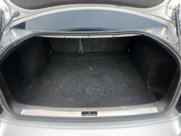 Volkswagen Passat 2004 Alīta, ar dzinēja tilpumu 1.90 L un nobraukumu 320 tūkst. km par 1550 €, foto 9 vietnē AUTOMOTO.COM.LV