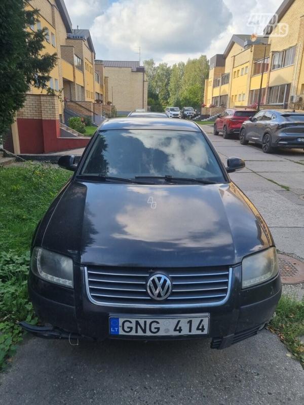 Volkswagen Passat 2004 in Kaunas on AUTOMOTO.COM.LV Volkswagen Passat 2004 in Kaunas, with an engine capacity of 1.90 L and mileage of 500 thousand km for 390 €, photo 3 on AUTOMOTO.COM.LV