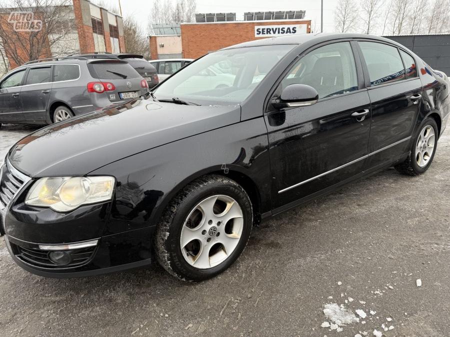 Volkswagen Passat 2005 Kauņa, ar dzinēja tilpumu 2.00 L un nobraukumu 432 tūkst. km par 1350 €, foto 2 vietnē AUTOMOTO.COM.LV