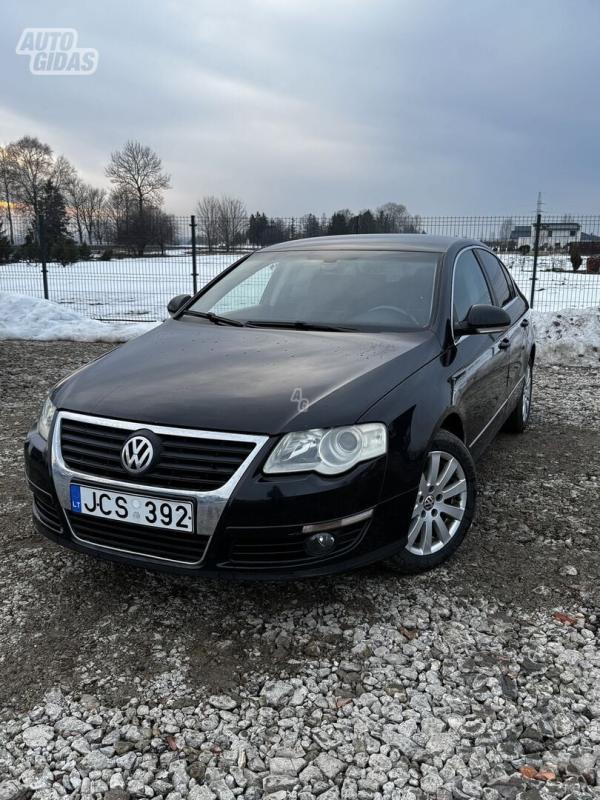 Volkswagen Passat 2005 in Klaipeda, with an engine capacity of 2.00 L and mileage of 320 thousand km for 1220 €, photo 2 on AUTOMOTO.COM.LV