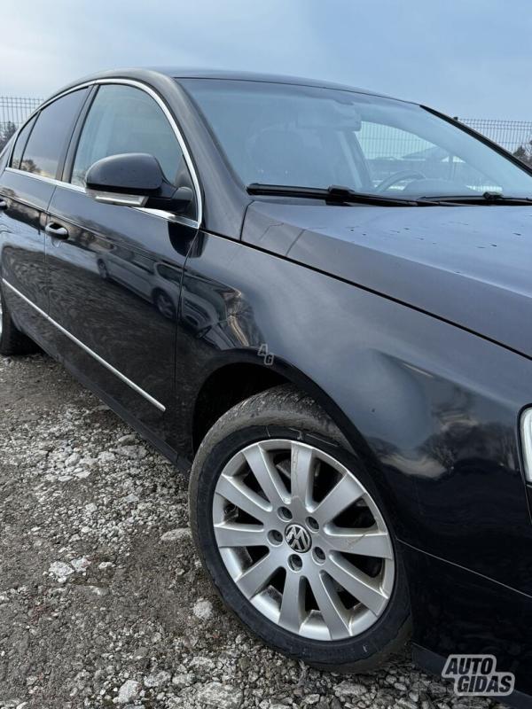 Volkswagen Passat 2005 in Klaipeda, with an engine capacity of 2.00 L and mileage of 320 thousand km for 1220 €, photo 3 on AUTOMOTO.COM.LV
