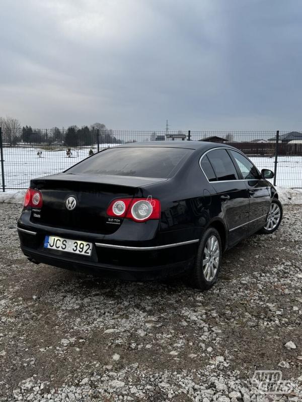 Volkswagen Passat 2005 in Klaipeda, with an engine capacity of 2.00 L and mileage of 320 thousand km for 1220 €, photo 6 on AUTOMOTO.COM.LV
