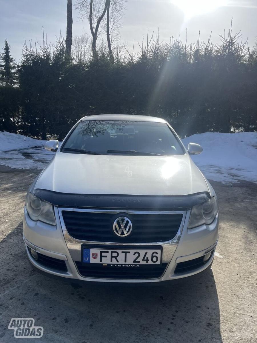 Volkswagen Passat 2005 in Siauliai, with an engine capacity of 1.90 L and mileage of 40 thousand km for 1000 €, photo 5 on AUTOMOTO.COM.LV