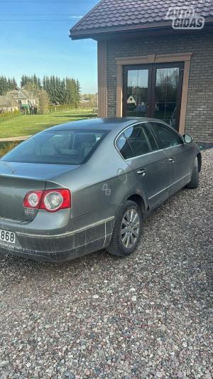 Volkswagen Passat 2005 in Silale, with an engine capacity of 2.00 L and mileage of 320 thousand km for 900 €, photo 3 on AUTOMOTO.COM.LV