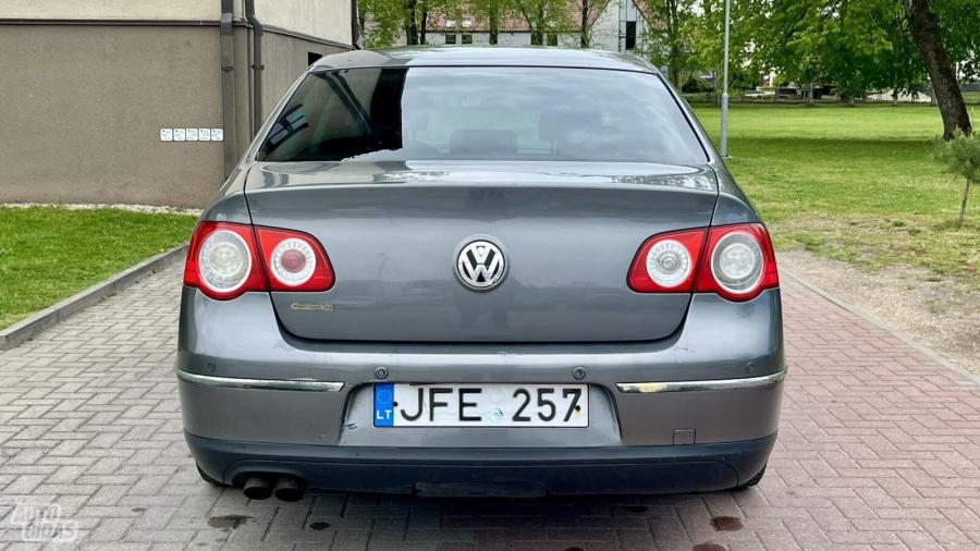 Volkswagen Passat 2005 in Silute, with an engine capacity of 2.00 L and mileage of 420 thousand km for 950 €, photo 7 on AUTOMOTO.COM.LV