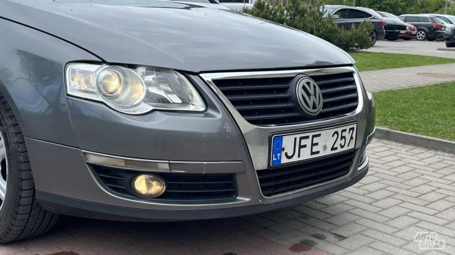 Volkswagen Passat 2005 in Silute, with an engine capacity of 2.00 L and mileage of 420 thousand km for 950 €, photo 8 on AUTOMOTO.COM.LV