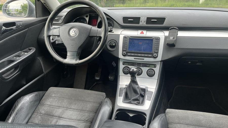 Volkswagen Passat 2005 in Silute, with an engine capacity of 2.00 L and mileage of 420 thousand km for 950 €, photo 9 on AUTOMOTO.COM.LV