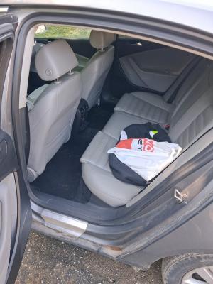 Volkswagen Passat 2005 Sillamē, ar dzinēja tilpumu 0.00 L un nobraukumu 0 tūkst. km par 900 €, foto 16 vietnē AUTOMOTO.COM.LV