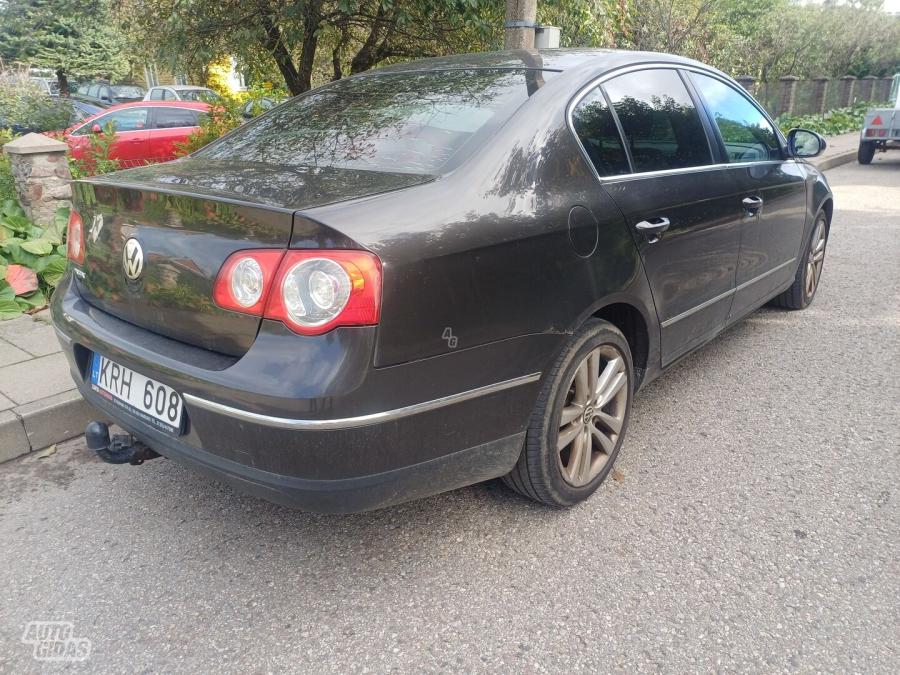 Volkswagen Passat 2005 in Vilnius, with an engine capacity of 2.00 L and mileage of 406 thousand km for 650 €, photo 4 on AUTOMOTO.COM.LV