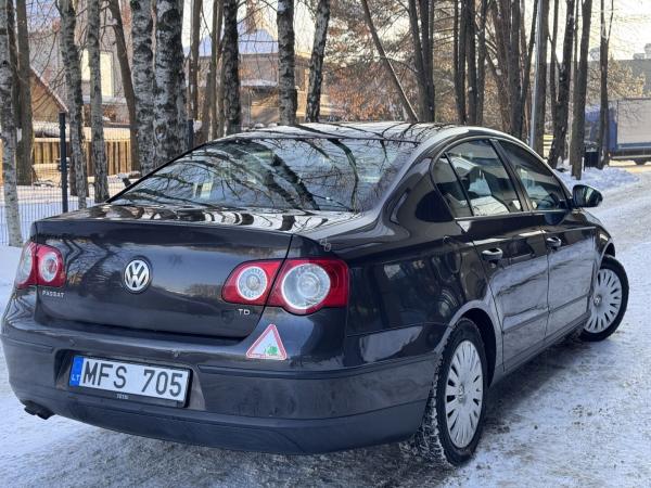 Volkswagen Passat 2006 Kauņa, ar dzinēja tilpumu 1.90 L un nobraukumu 3 tūkst. km par 1890 €, foto 7 vietnē AUTOMOTO.COM.LV