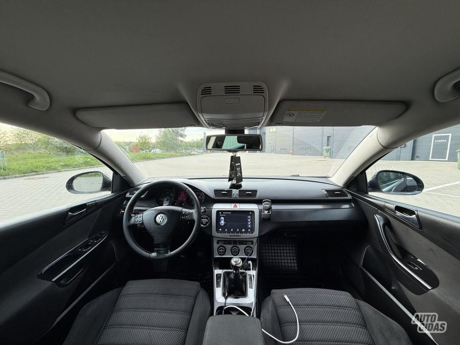 Volkswagen Passat 2006 in Kaunas, with an engine capacity of 2.00 L and mileage of 340 thousand km for 1500 €, photo 15 on AUTOMOTO.COM.LV