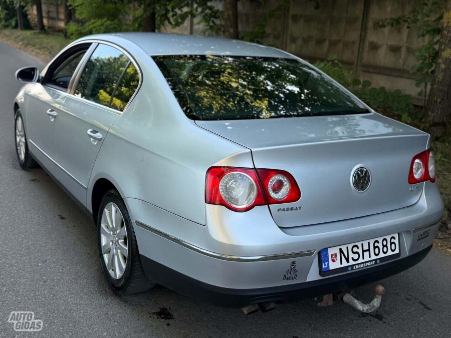 Volkswagen Passat 2006 in Kaunas, with an engine capacity of 2.00 L and mileage of 389 thousand km for 1400 €, photo 6 on AUTOMOTO.COM.LV