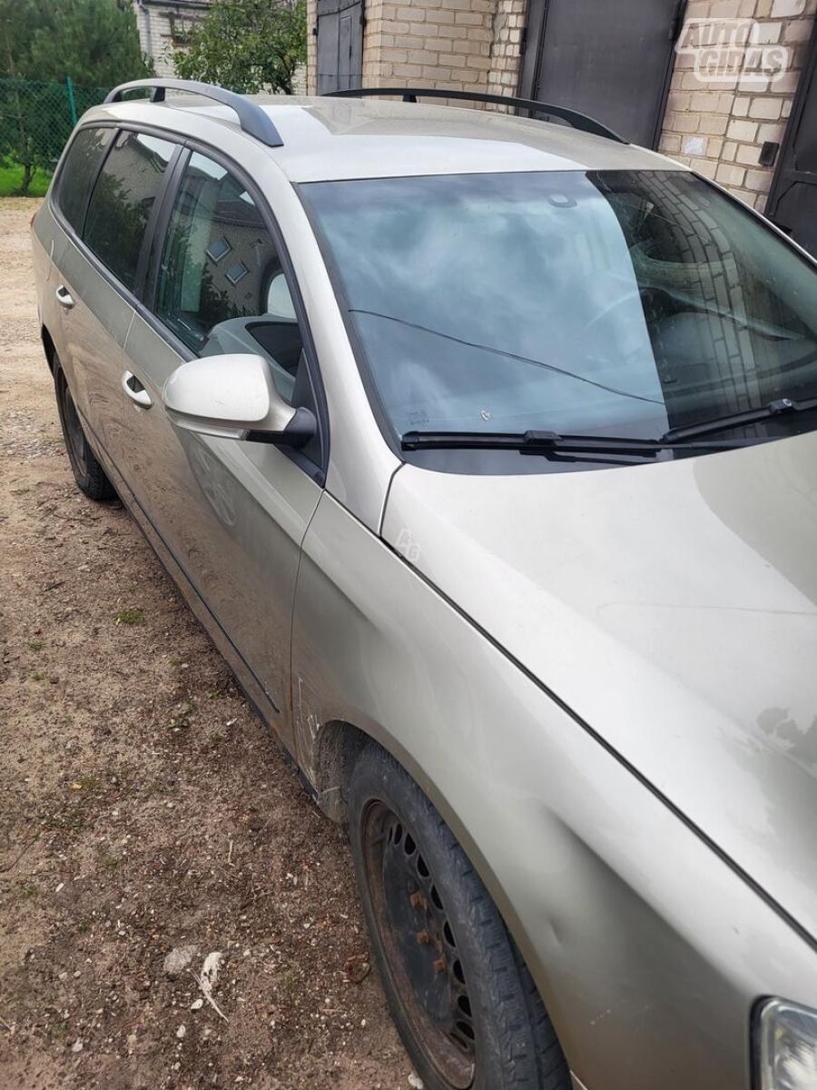 Volkswagen Passat 2006 Telšiai, ar dzinēja tilpumu 2.00 L un nobraukumu 400 tūkst. km par 880 €, foto 3 vietnē AUTOMOTO.COM.LV