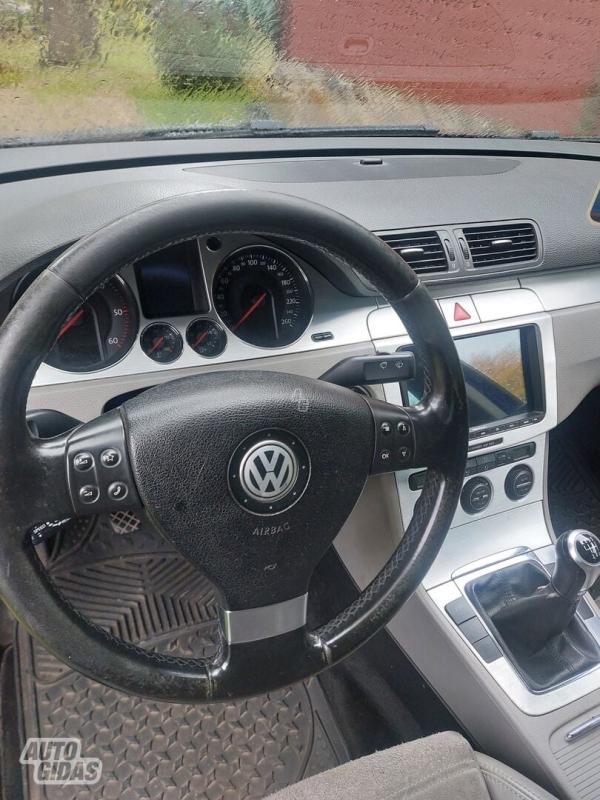 Volkswagen Passat 2006 in Siauliai, with an engine capacity of 2.00 L and mileage of 375 thousand km for 800 €, photo 1 on AUTOMOTO.COM.LV