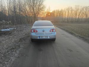 Volkswagen Passat 2007 Alīta, ar dzinēja tilpumu 1.90 L un nobraukumu 350 tūkst. km par 950 €, foto 4 vietnē AUTOMOTO.COM.LV