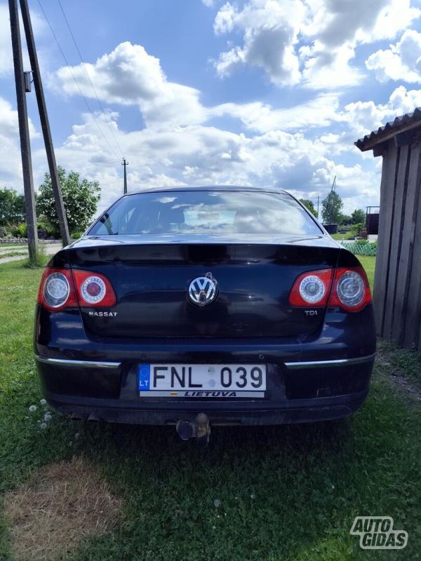 Volkswagen Passat 2007 in Kretinga, with an engine capacity of 1.90 L and mileage of 320 thousand km for 1800 €, photo 3 on AUTOMOTO.COM.LV