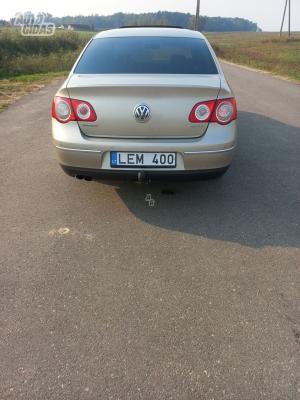 Volkswagen Passat 2007 in Alytus, with an engine capacity of 2.00 L and mileage of 358 thousand km for 2750 €, photo 5 on AUTOMOTO.COM.LV