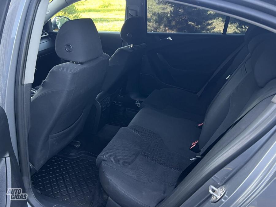 Volkswagen Passat 2007 Kauņa, ar dzinēja tilpumu 2.00 L un nobraukumu 314 tūkst. km par 1450 €, foto 18 vietnē AUTOMOTO.COM.LV