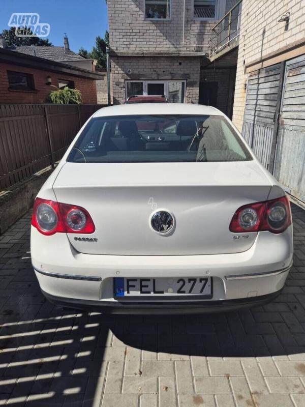 Volkswagen Passat 2007 in Kaunas, with an engine capacity of 2.00 L and mileage of 312 thousand km for 1400 €, photo 5 on AUTOMOTO.COM.LV