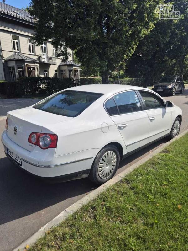 Volkswagen Passat 2007 in Kaunas, with an engine capacity of 2.00 L and mileage of 312 thousand km for 1400 €, photo 6 on AUTOMOTO.COM.LV