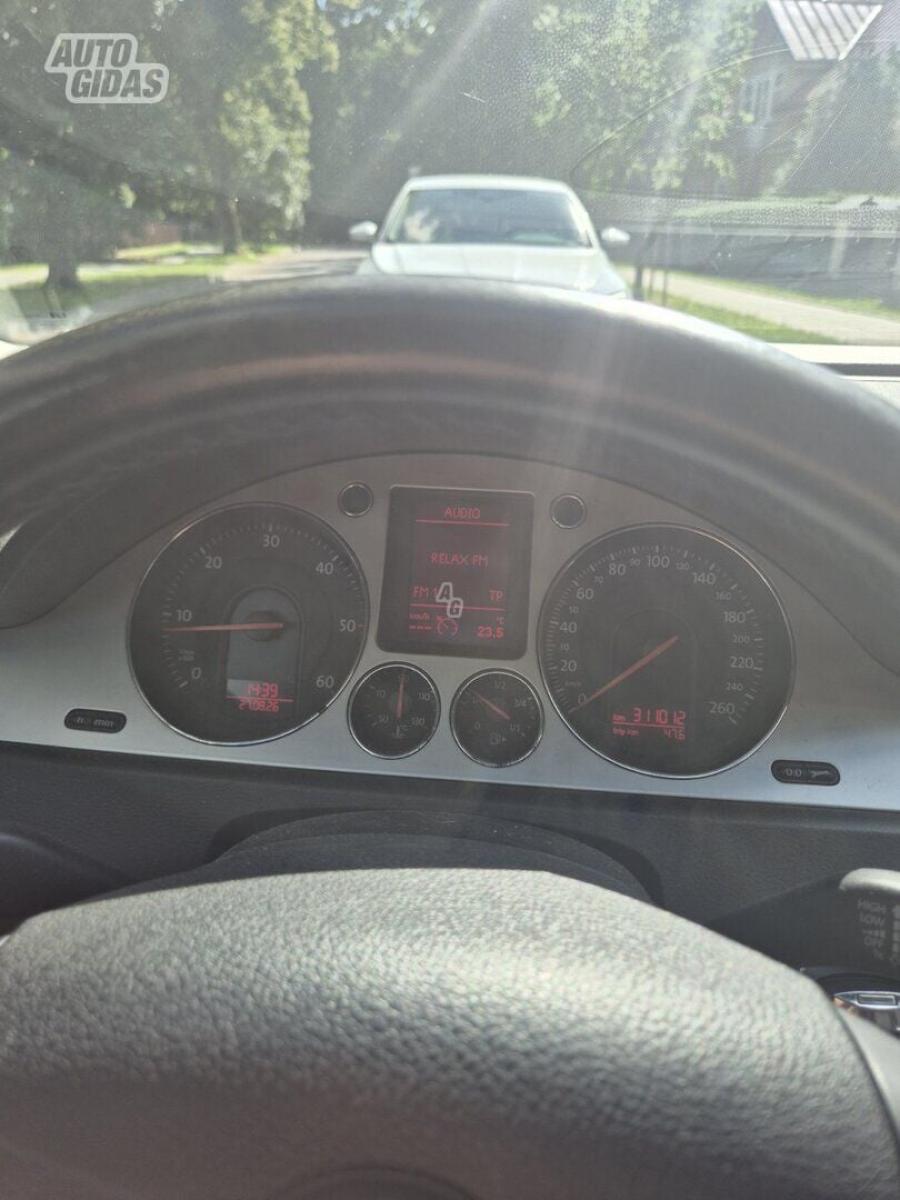 Volkswagen Passat 2007 in Kaunas, with an engine capacity of 2.00 L and mileage of 312 thousand km for 1400 €, photo 11 on AUTOMOTO.COM.LV
