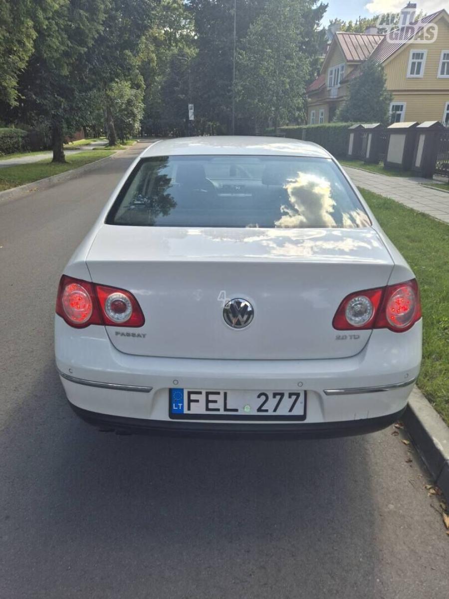 Volkswagen Passat 2007 in Kaunas, with an engine capacity of 2.00 L and mileage of 312 thousand km for 1400 €, photo 14 on AUTOMOTO.COM.LV