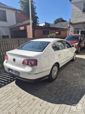 Volkswagen Passat 2007 in Kaunas, with an engine capacity of 2.00 L and mileage of 312 thousand km for 1400 €, photo 16 on AUTOMOTO.COM.LV