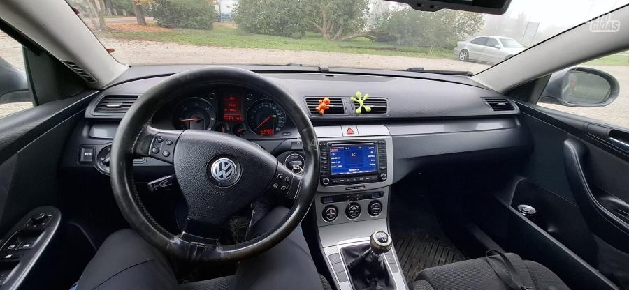 Volkswagen Passat 2007 in Siauliai, with an engine capacity of 1.90 L and mileage of 374 thousand km for 900 €, photo 14 on AUTOMOTO.COM.LV