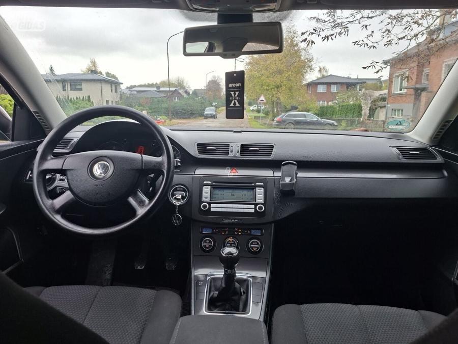 Volkswagen Passat 2007 in Siauliai, with an engine capacity of 2.00 L and mileage of 0 thousand km for 1450 €, photo 8 on AUTOMOTO.COM.LV