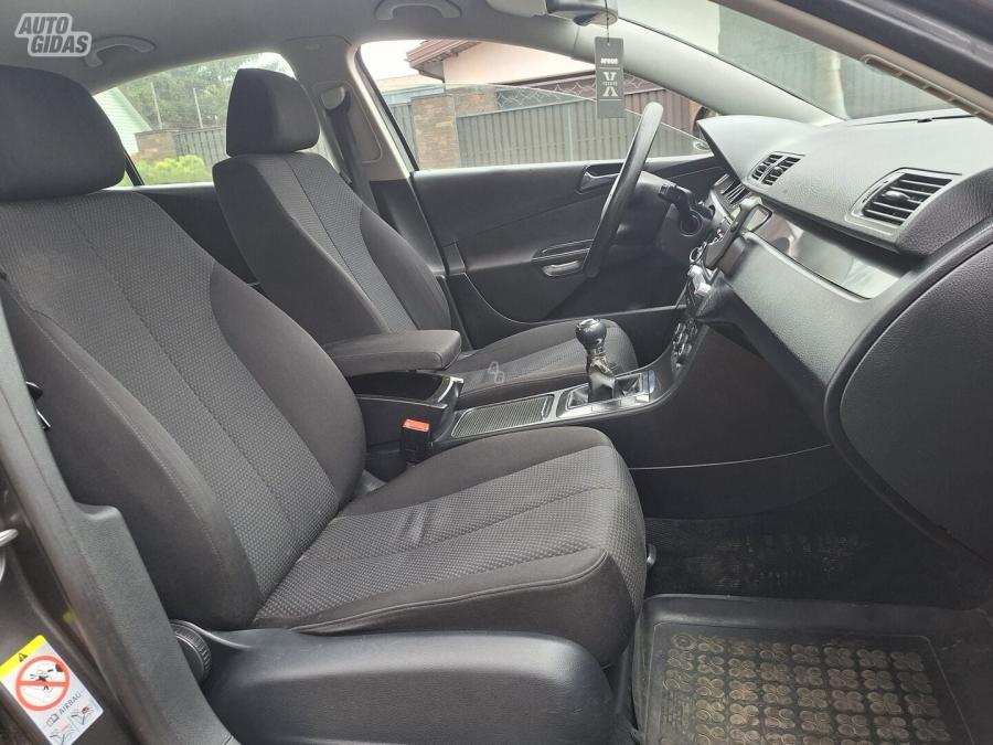 Volkswagen Passat 2007 in Siauliai, with an engine capacity of 2.00 L and mileage of 0 thousand km for 1450 €, photo 11 on AUTOMOTO.COM.LV