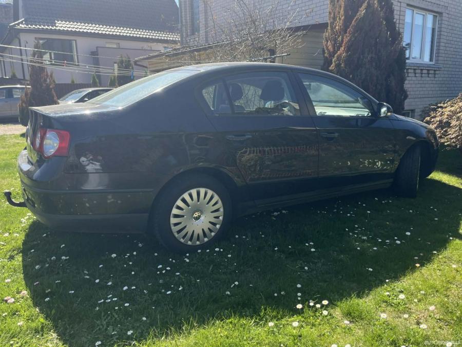 Volkswagen Passat 2008 in Ariogala, with an engine capacity of 1.90 L and mileage of 270 thousand km for 2250 €, photo 5 on AUTOMOTO.COM.LV