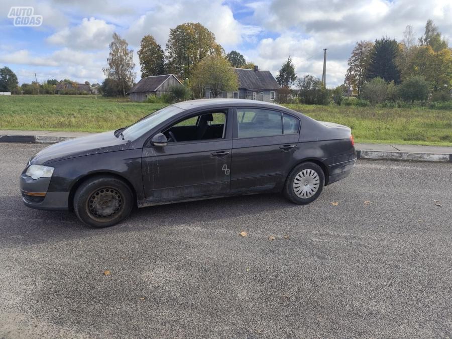 Volkswagen Passat 2008 Mažeikiai, ar dzinēja tilpumu 1.90 L un nobraukumu 395 tūkst. km par 650 €, foto 1 vietnē AUTOMOTO.COM.LV