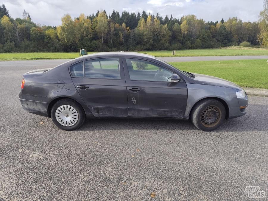 Volkswagen Passat 2008 Mažeikiai, ar dzinēja tilpumu 1.90 L un nobraukumu 395 tūkst. km par 650 €, foto 5 vietnē AUTOMOTO.COM.LV