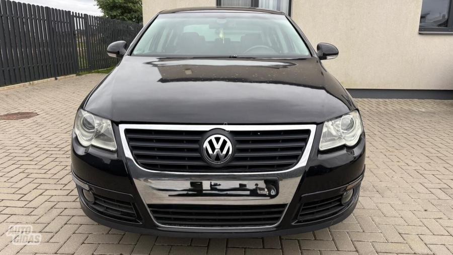 Volkswagen Passat 2009 in Kaunas, with an engine capacity of 2.00 L and mileage of 270 thousand km for 3250 €, photo 1 on AUTOMOTO.COM.LV