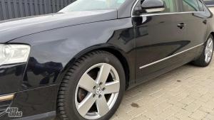 Volkswagen Passat 2009 in Kaunas, with an engine capacity of 2.00 L and mileage of 270 thousand km for 3250 €, photo 3 on AUTOMOTO.COM.LV